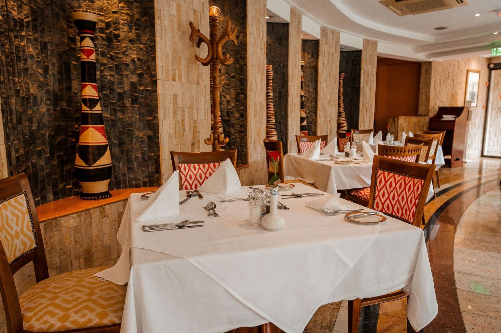 Sereno Coffee & Restaurant - Fresh Coffee & Delicious Meals